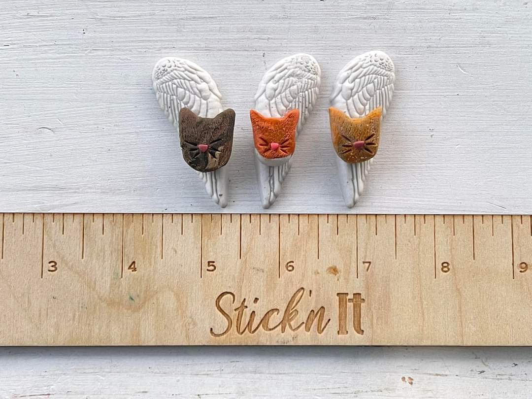 Custom Memorial Wing – Stick'n It